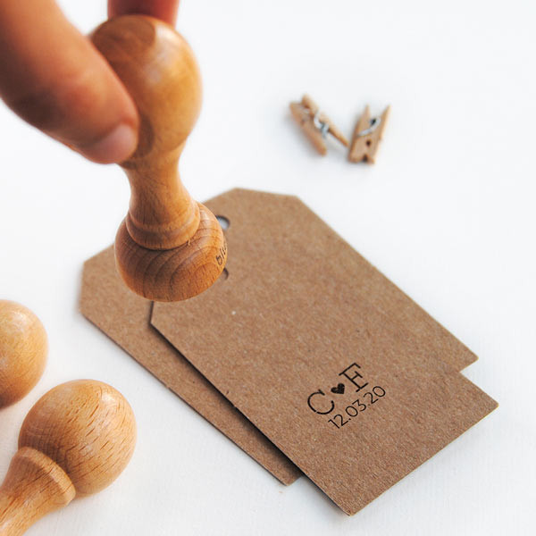 Sello monograma personalizado con fecha para boda sencilla